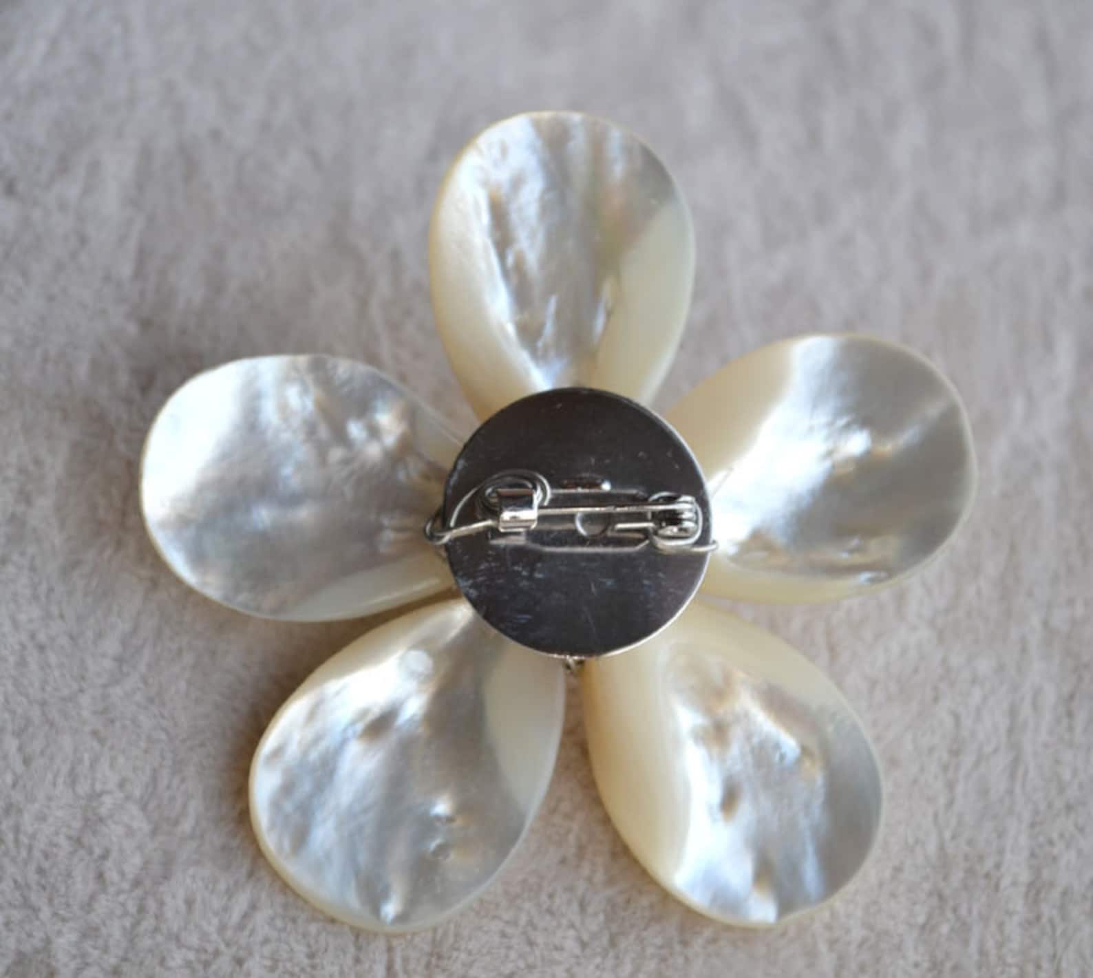 Pearl Brooch Shell Brooch Flower Brooch Wedding Party - Etsy