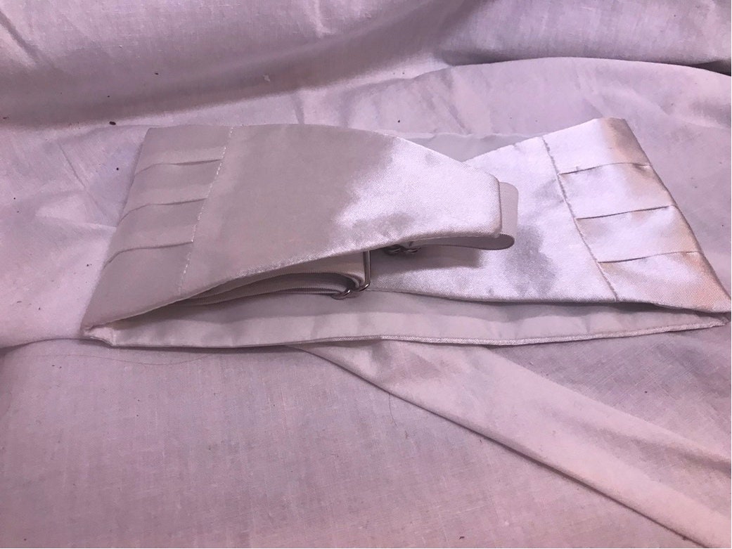 Genuine Vintage 70s Men's White Satin Cummerbund - Etsy