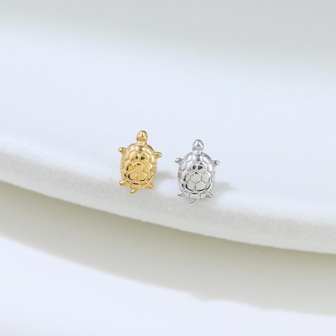 Sea Turtle Threadless Push-in Internally Threaded Stud Labret Piercing ...