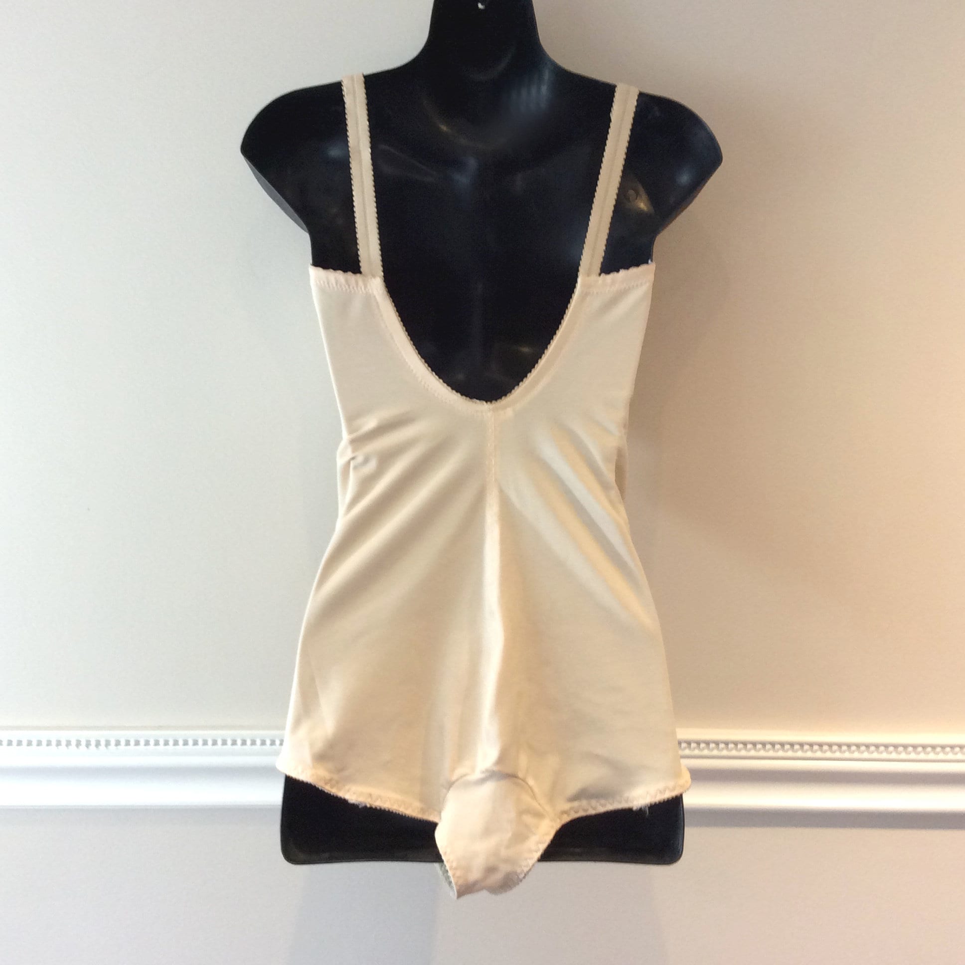 Vintage 1960s Girdle Pale Blush Beige 2 Tone Bodysuit Bullet Bra Corset ...