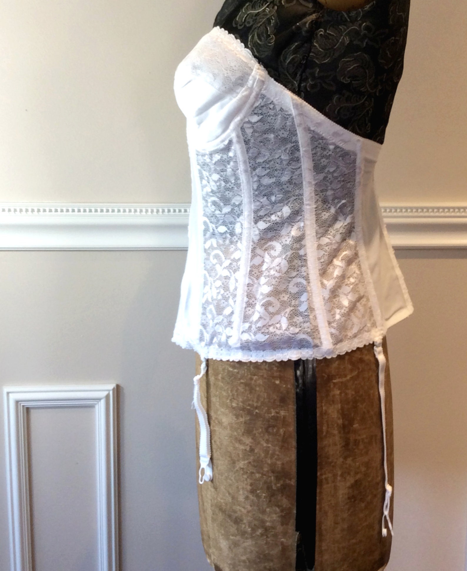 Vintage White Lace Bustier Corset Garter 70s/80s Carnival Sexy - Etsy