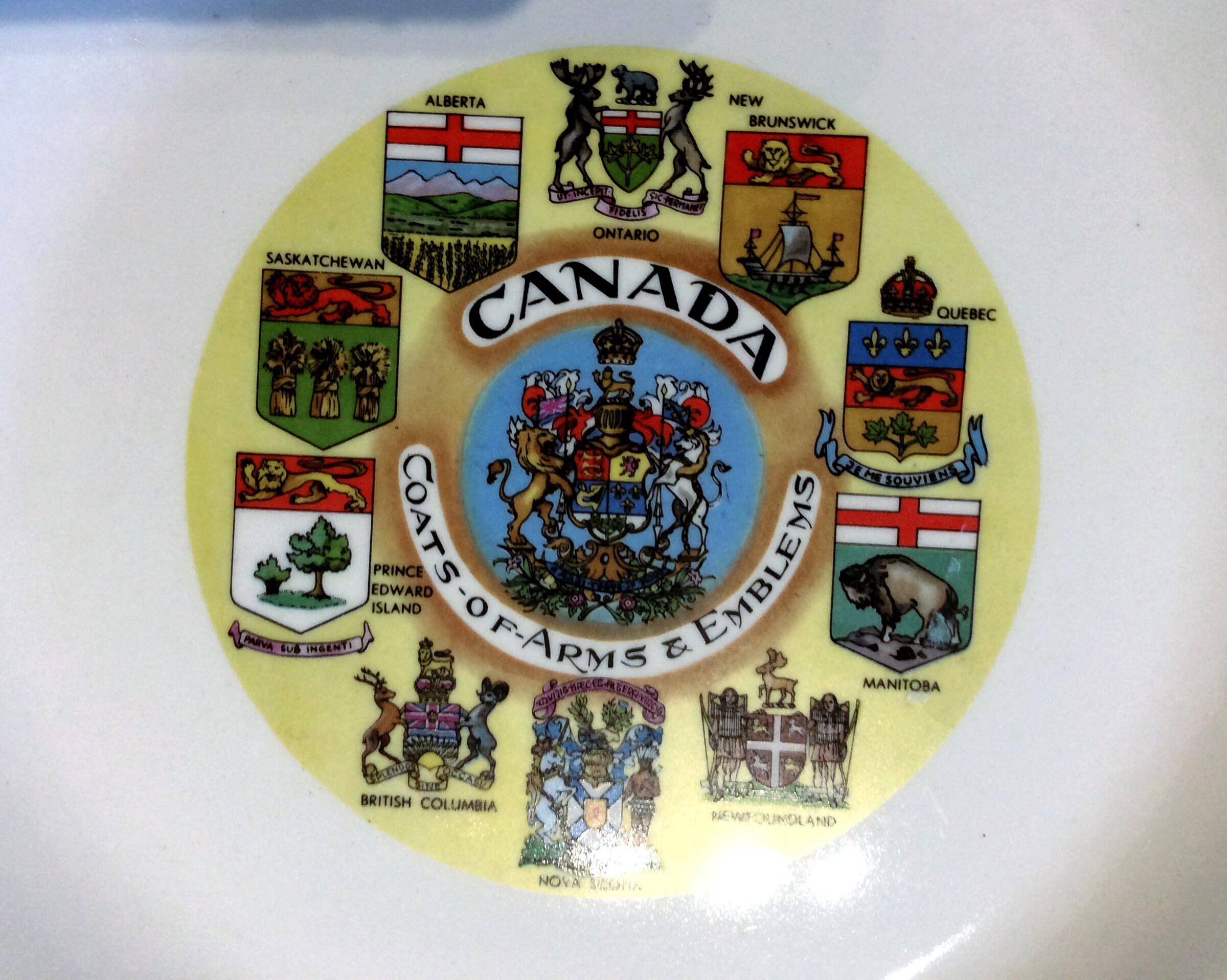 Vintage Canada Plate Coats of Arms and Emblems White With 22K Gold ...