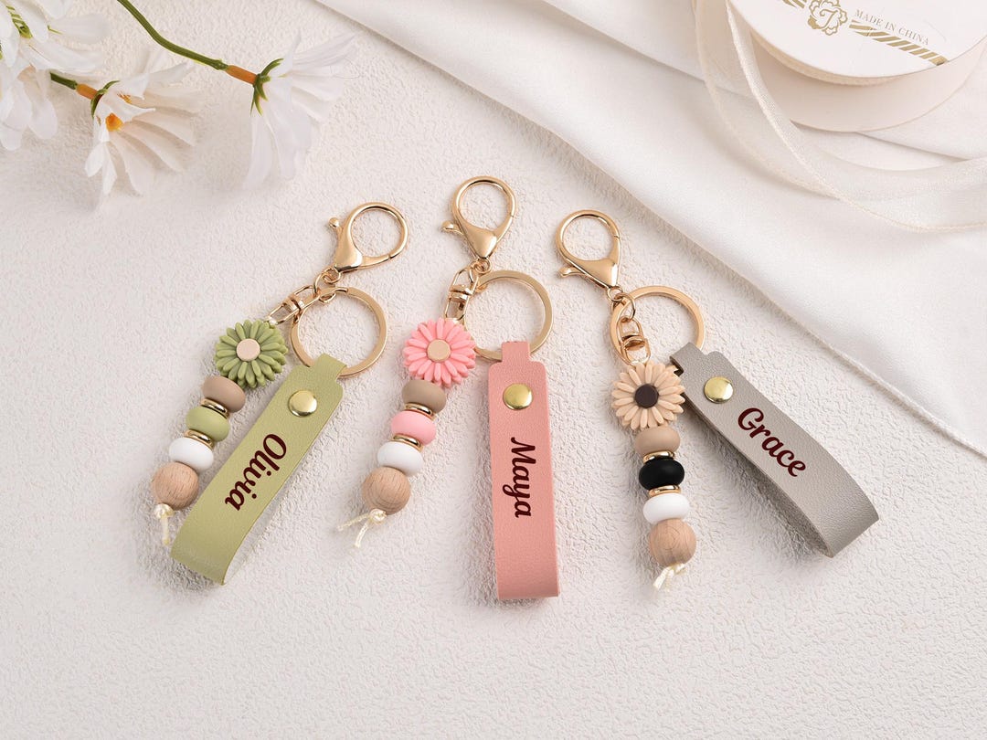 Personalized Flower Beaded Keychains for Women, Custom Leather ...