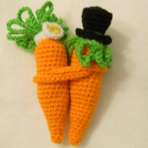 Hugging Carrots, Crocheted - Etsy