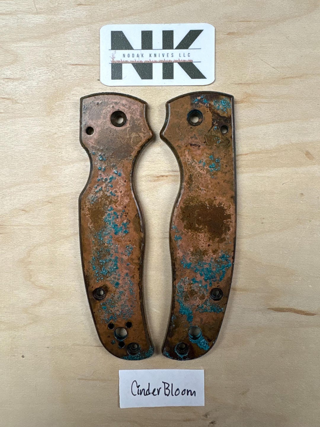 Nodak Custom “cinder Bloom” Shipwreck Copper Spyderco Shaman Handle ...