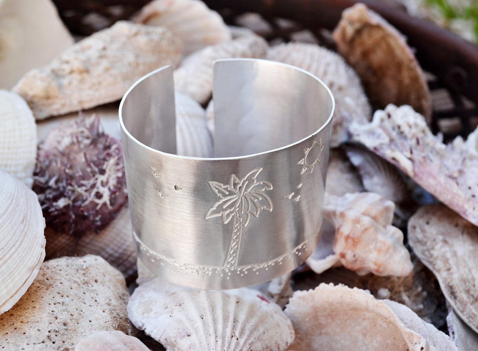 Palm Tree Bracelet / Tropical Jewelry / Beach Bracelet / Gift - Etsy