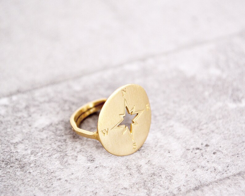 Compass Ring / Compass Rose / Compass Jewelry / Traveler Gift | Etsy