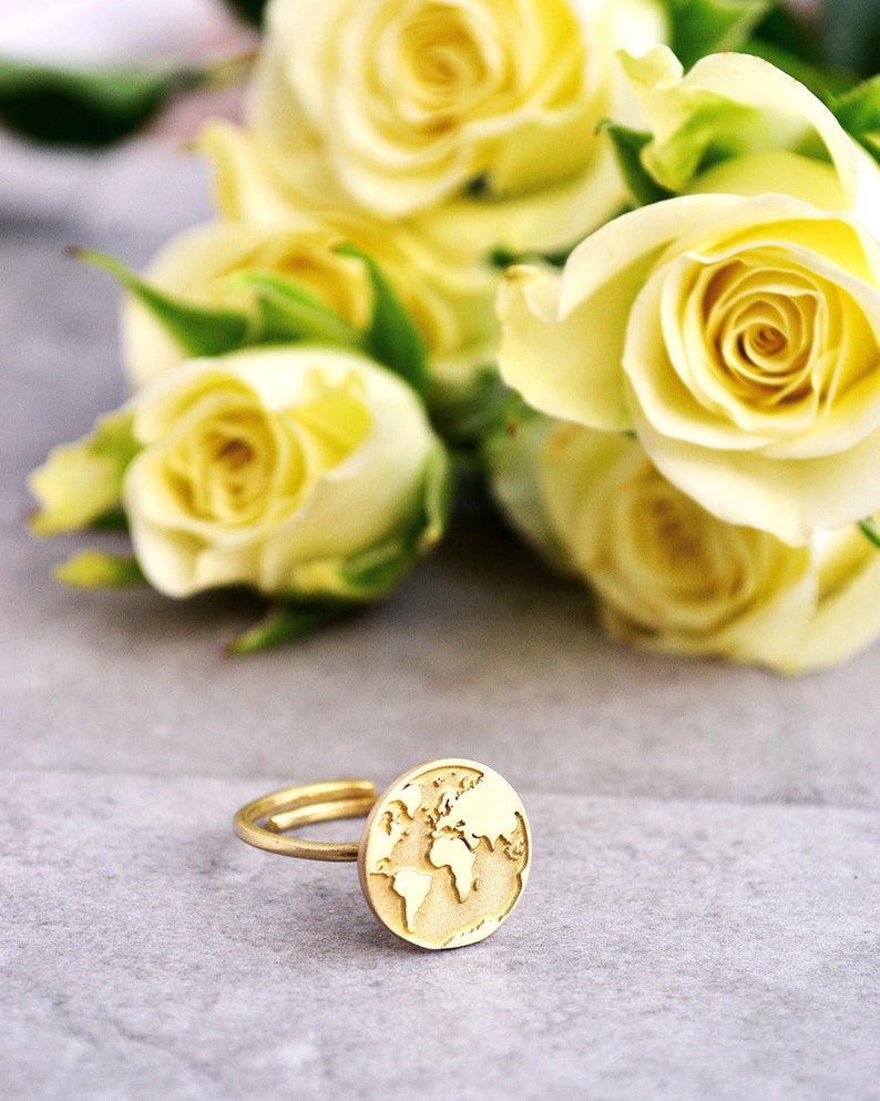 World Map Ring /Travel Ring/Travel Gift/Graduation | Etsy