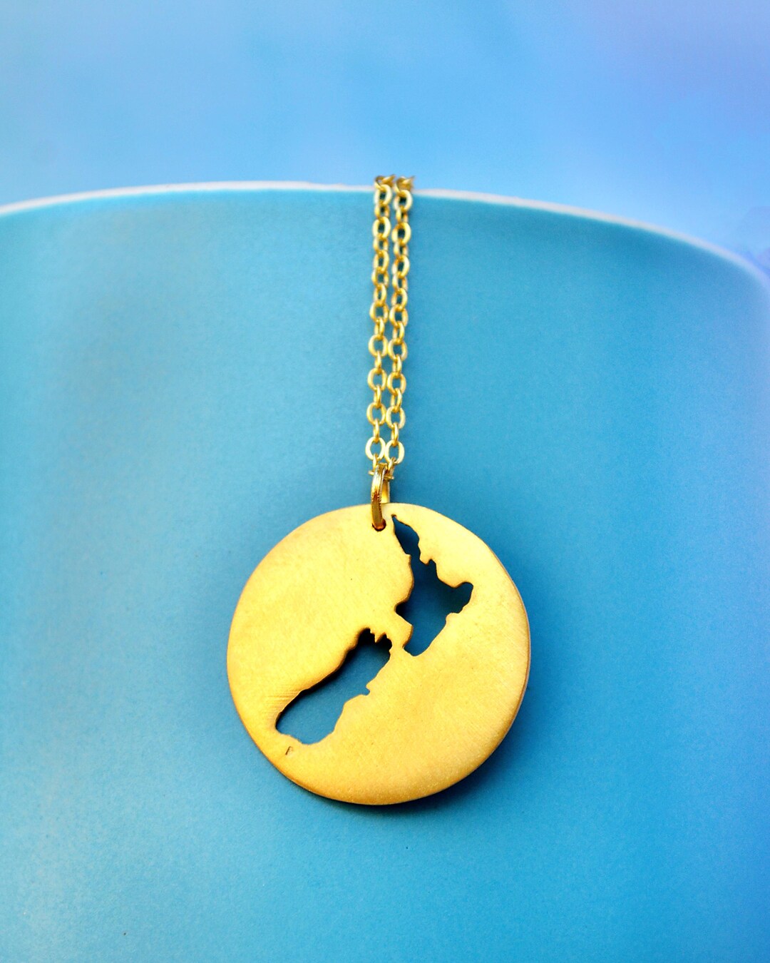 New Zealand Map Necklace – Handmade Outline Pendant, Aotearoa Souvenir ...