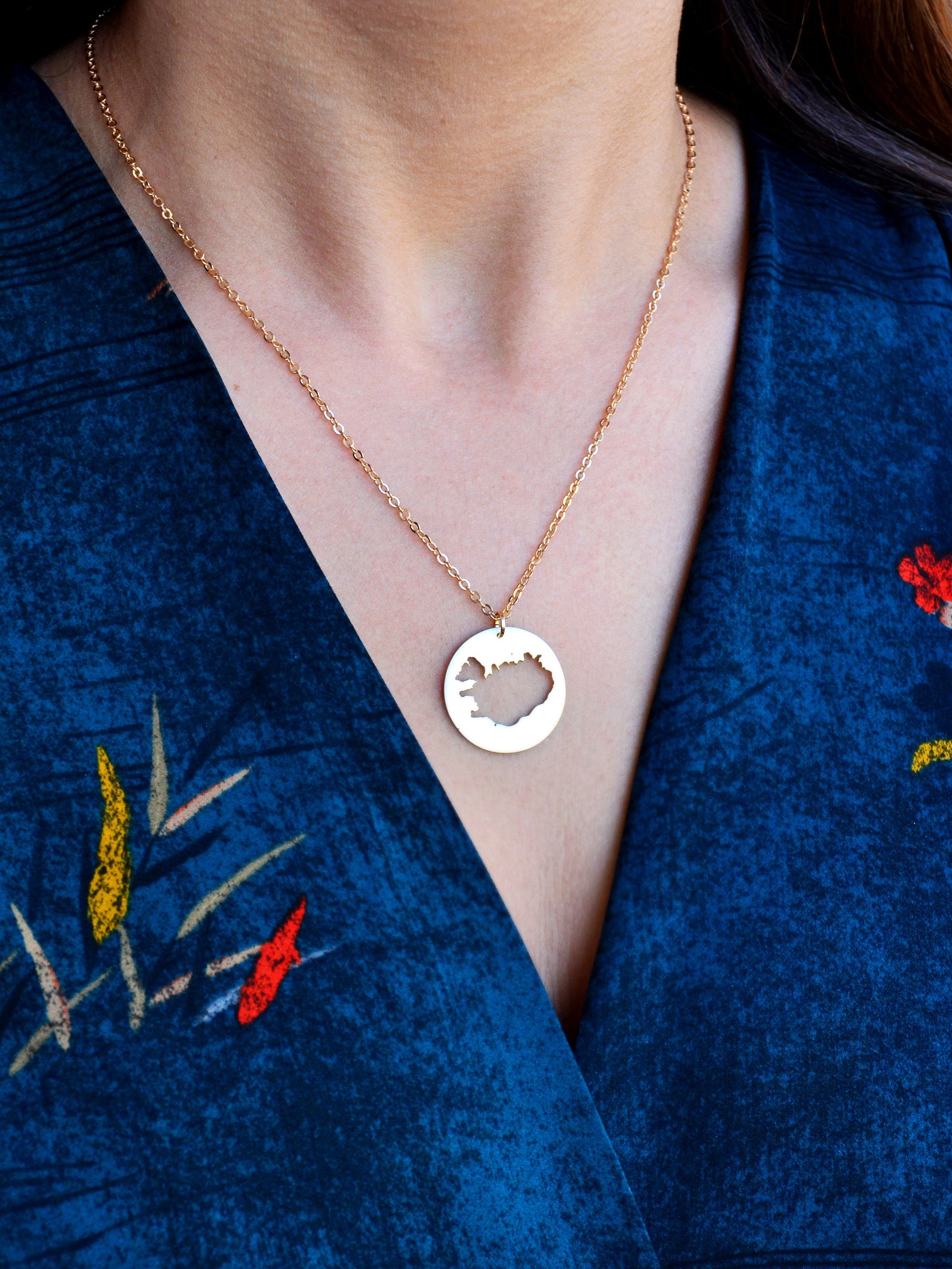 Iceland Necklace / Iceland Gift / Map of Iceland /iceland | Etsy