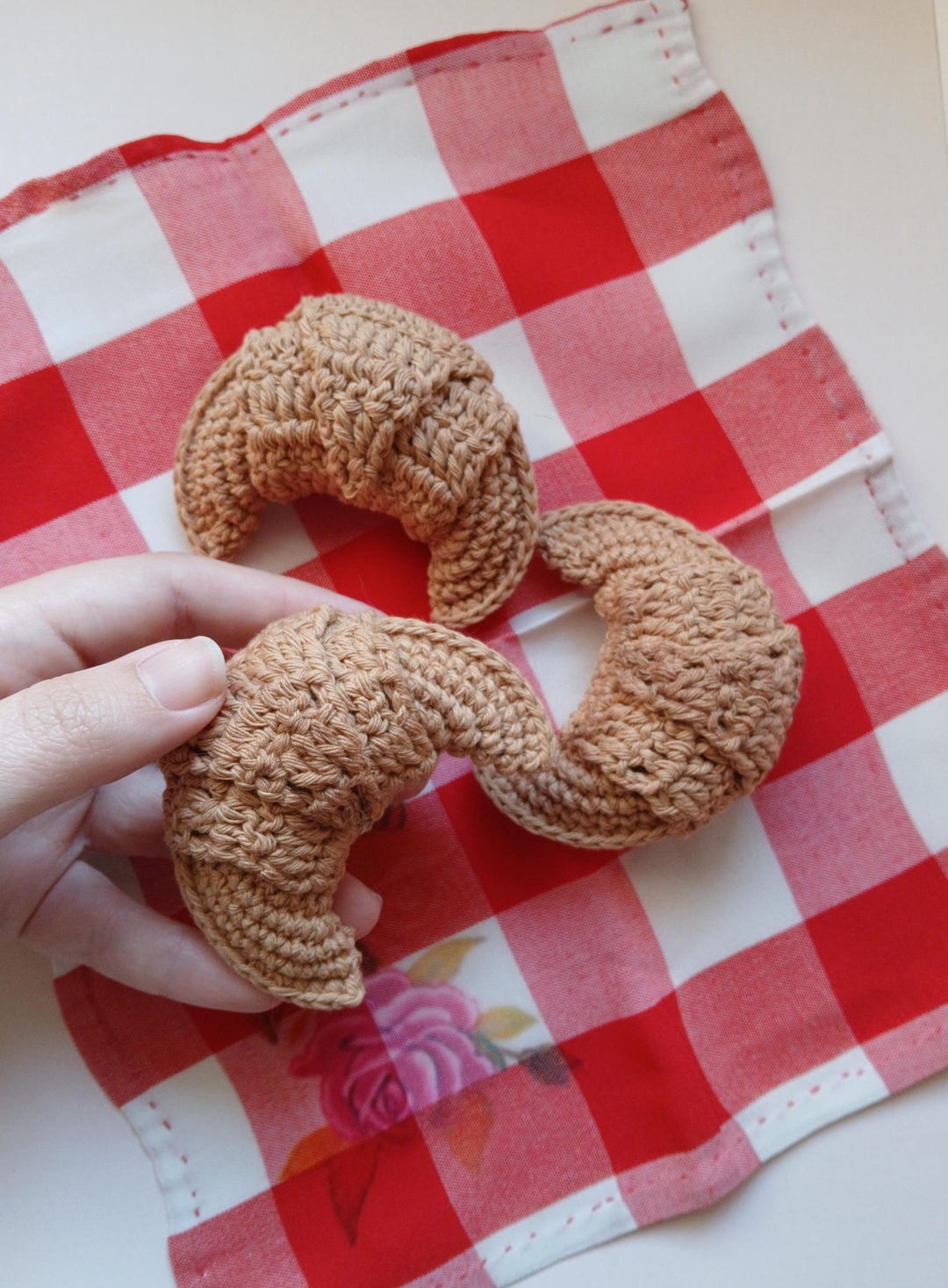 Crochet Pattern – Croissant Amigurumi Food (EN / ES) - Etsy Australia
