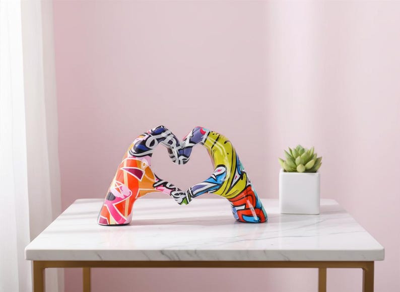 Resin Heart Hands Sculpture | Graffiti Style Love Ornament, Modern ...