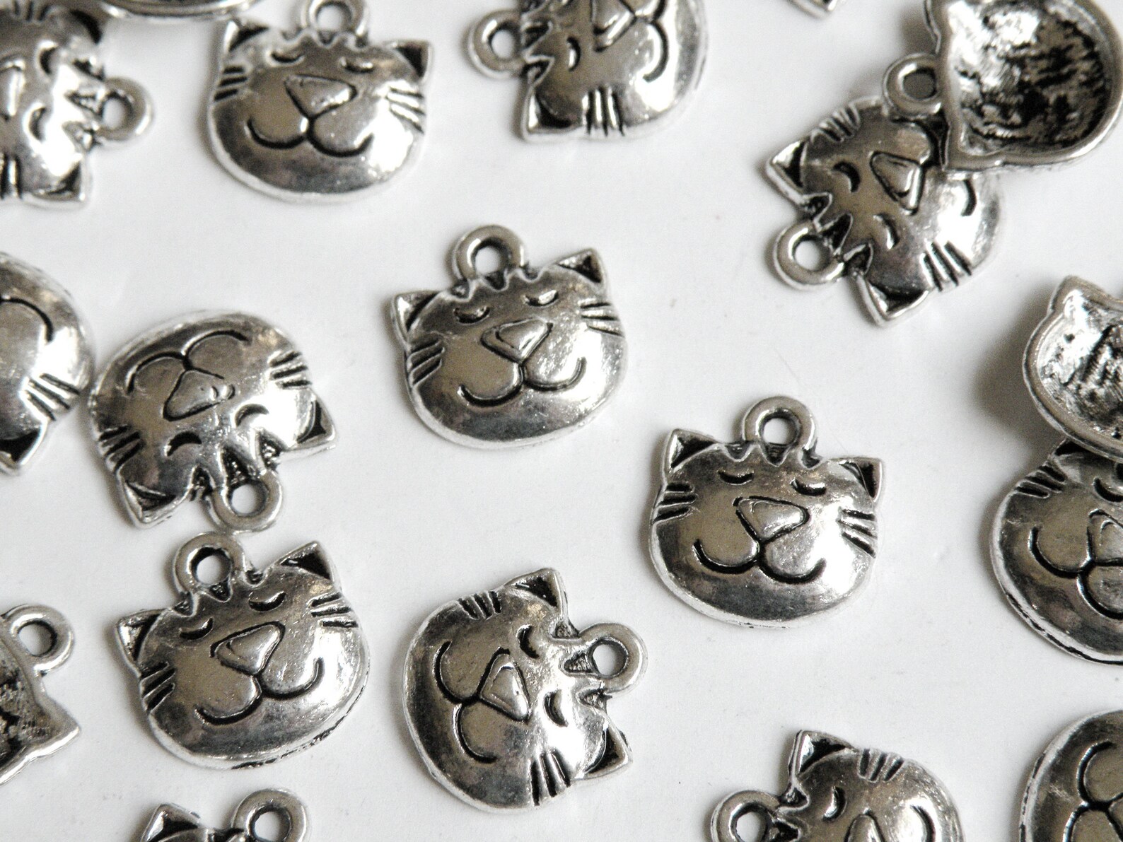 10 Kitty Cat Face Charms Antique Silver 14x13mm P3578 - Etsy