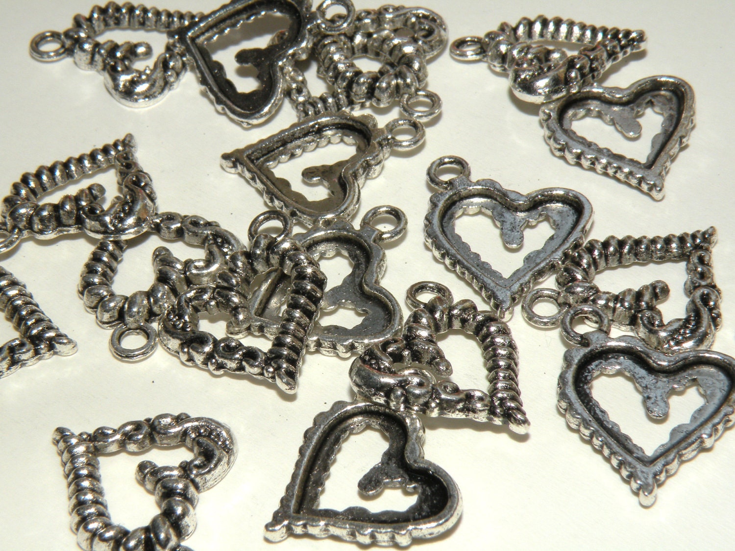 10 Fancy Scroll Heart Charms Antique Silver 17x18mm 8719FX - Etsy