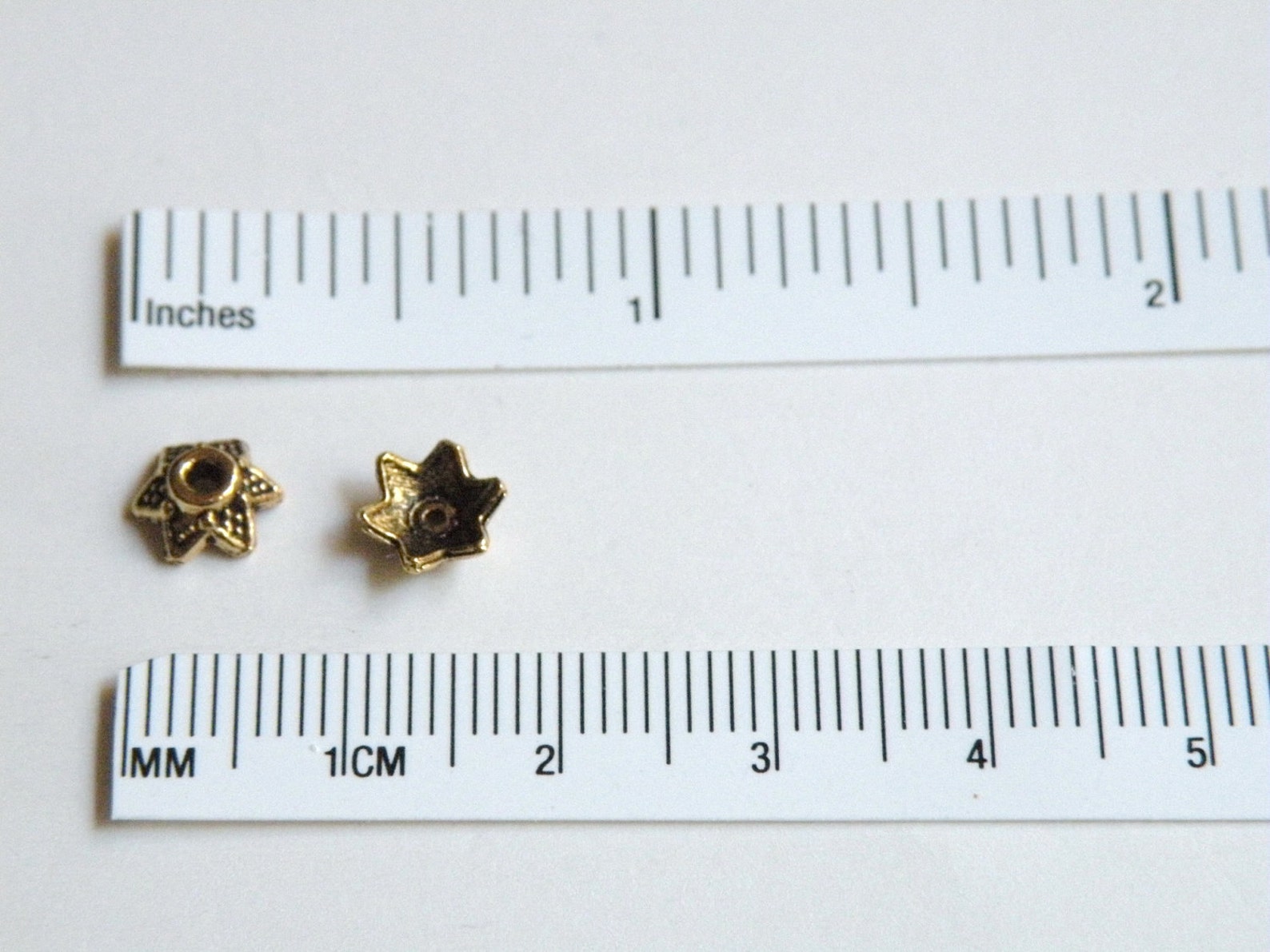 50 Bead Caps 6 Pointed Star Antique Gold 7mm DB35211 - Etsy