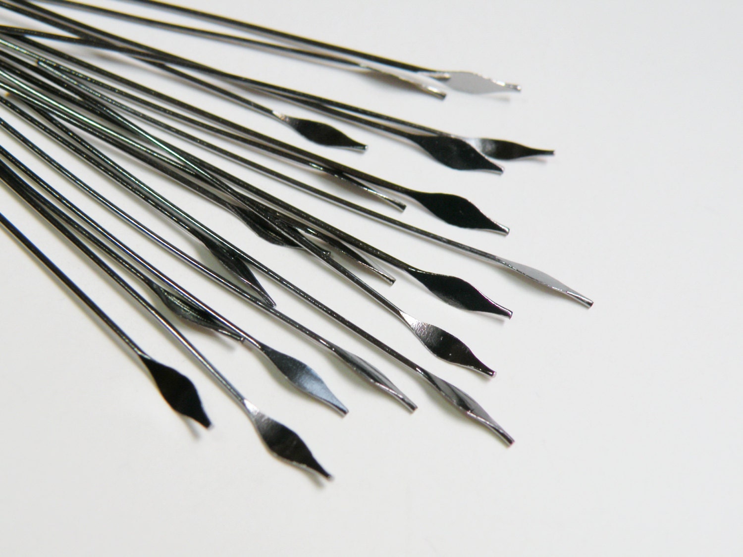 50 Head Pins With Pointed Spear Head 2 Inches Shiny Gray Gunmetal ...