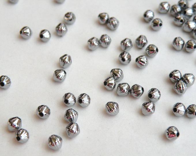 50 Tiny Corrugated Double Cone Bicone Beads Shiny Gunmetal 4x4mm 2009BB ...