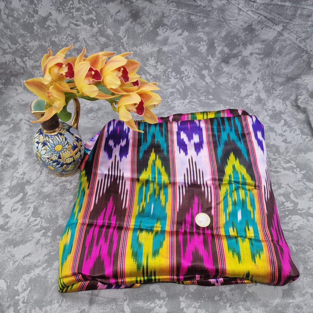 Authentic Uzbek Ikat Silk Fabric - Traditional "khan-atlas" Design ...