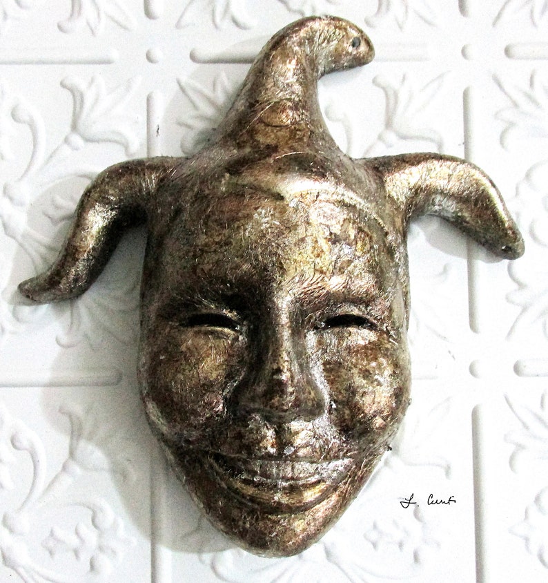 SPOOKY With VIDEO Altered Art Circus Themed Jester Masks Ceramic Light ...