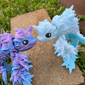 Frostphin Articulated Snowflake Dolphin: 3D Printed Fidget Toy - Etsy
