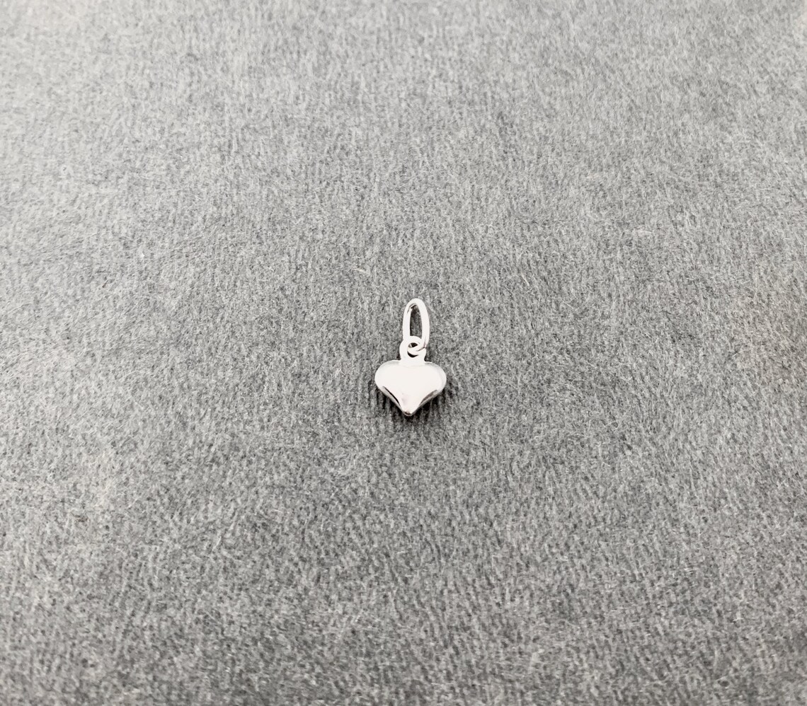Sterling Silver PUFFED HEART 3D Charm - Tiny Heart Charm - Etsy