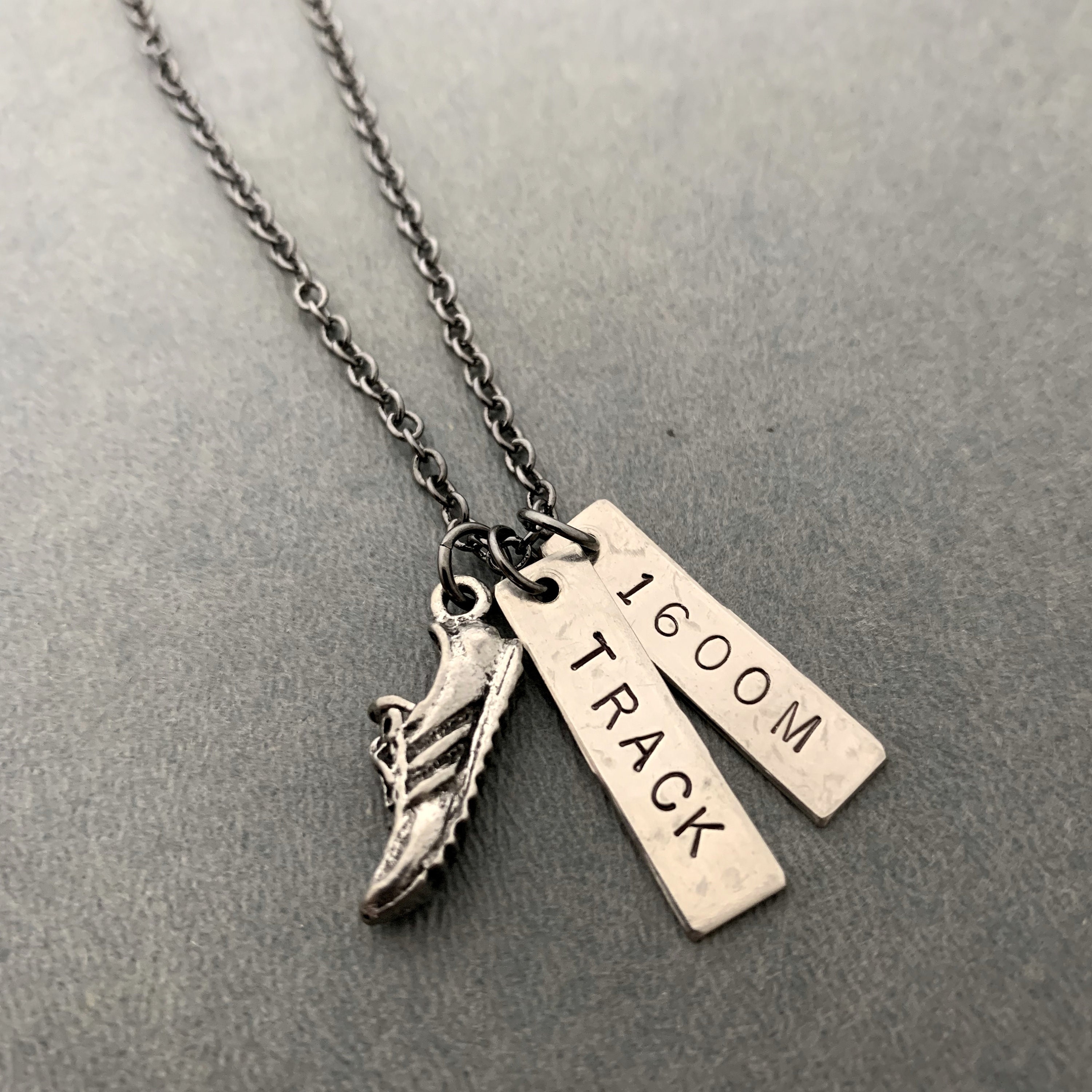 TRACK DISTANCE or EVENT Necklace Heart or Shoe Charm Track | Etsy