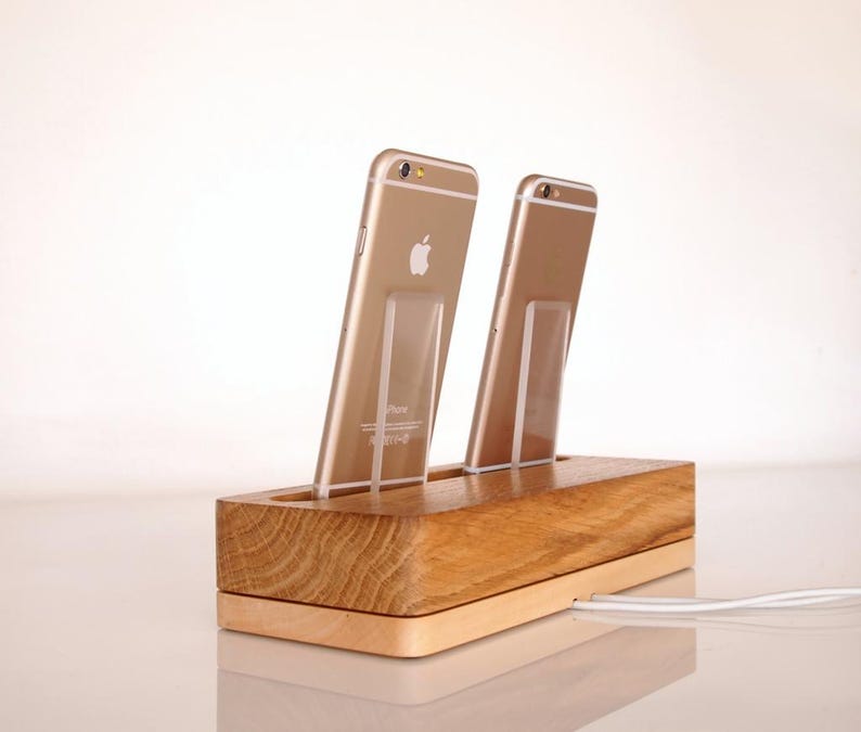 Dual Phone Docking Station - iPhone Wooden Dual Docking Station ...