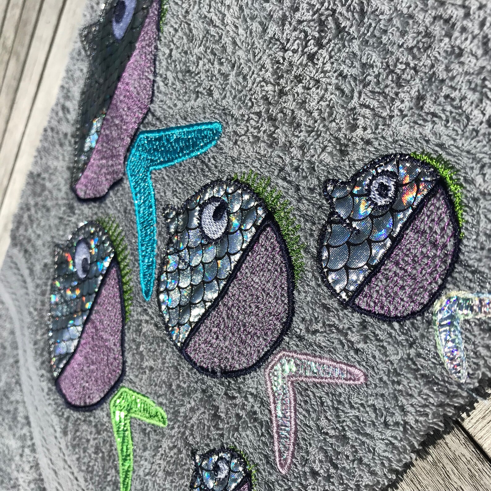LITTLE ROUND FISH - Appliqué and Open Stitched Fish Machine Embroidery ...
