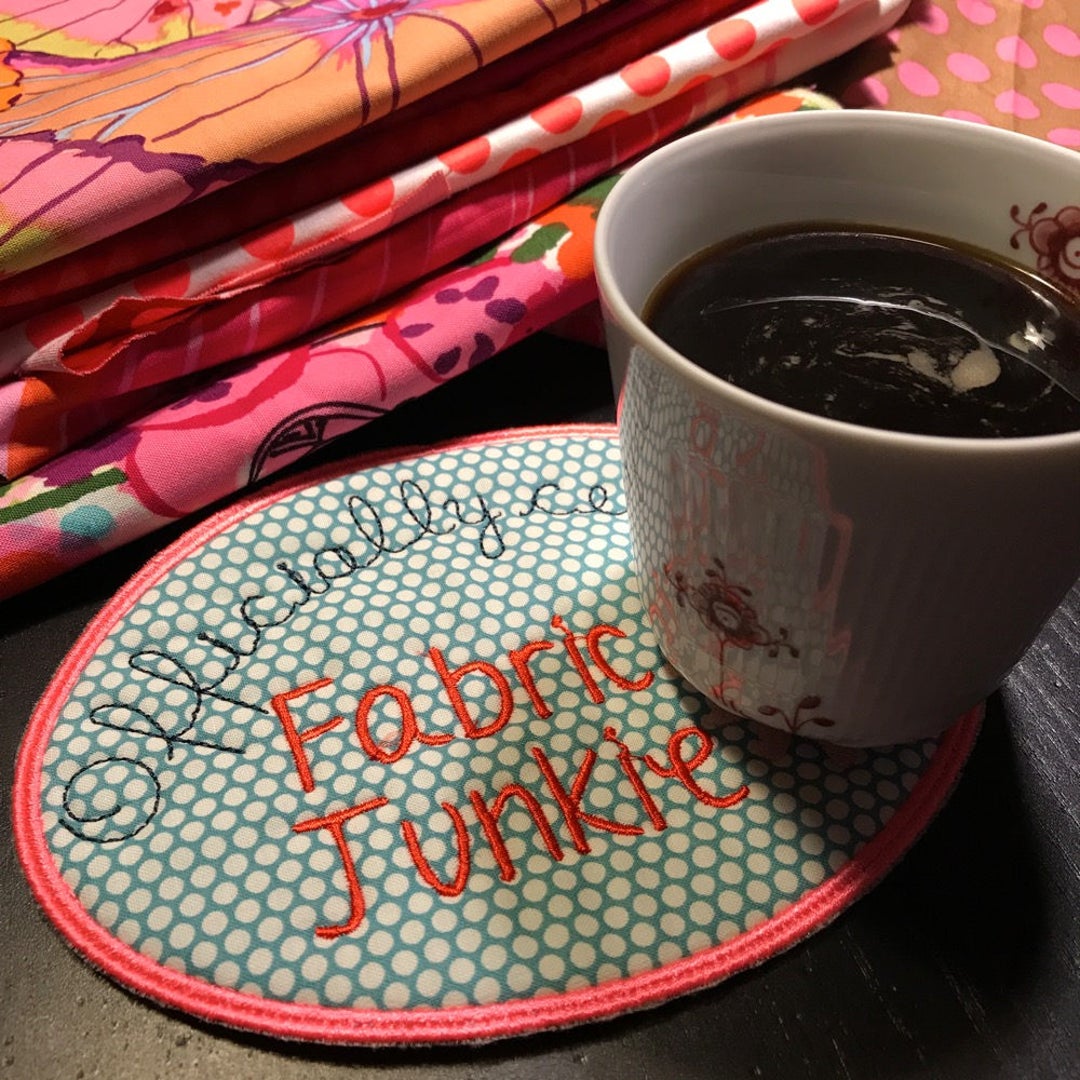 Badge/label Declaring Your Love for Fabric, 3 Machine Embroidery ...