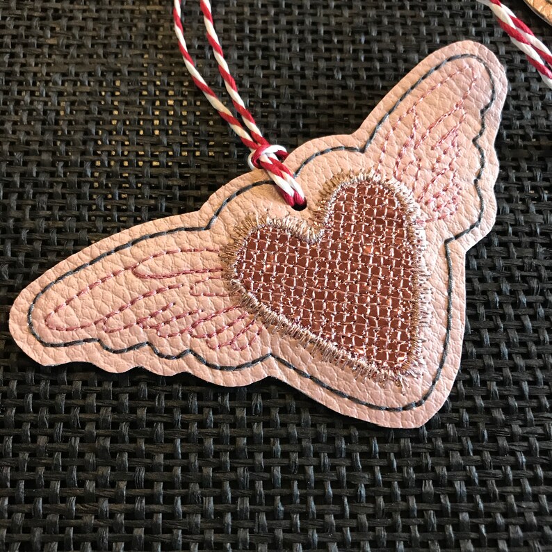 6 Machine Embroidery Heart Hangers/tags ITH for Your - Etsy
