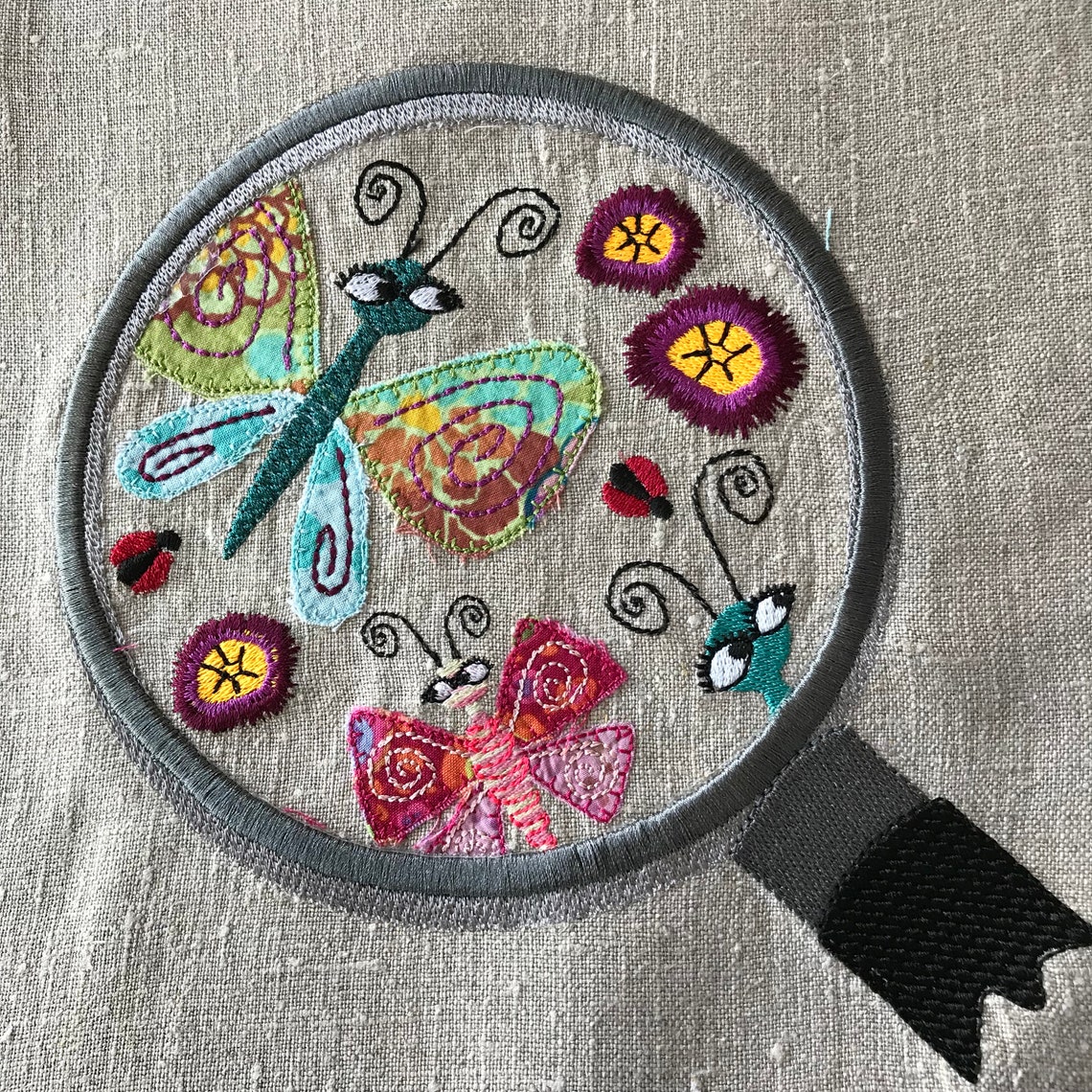 This Week-bie 20 ZOOM in on SUMMER - Machine Embroidered Magnifier ...