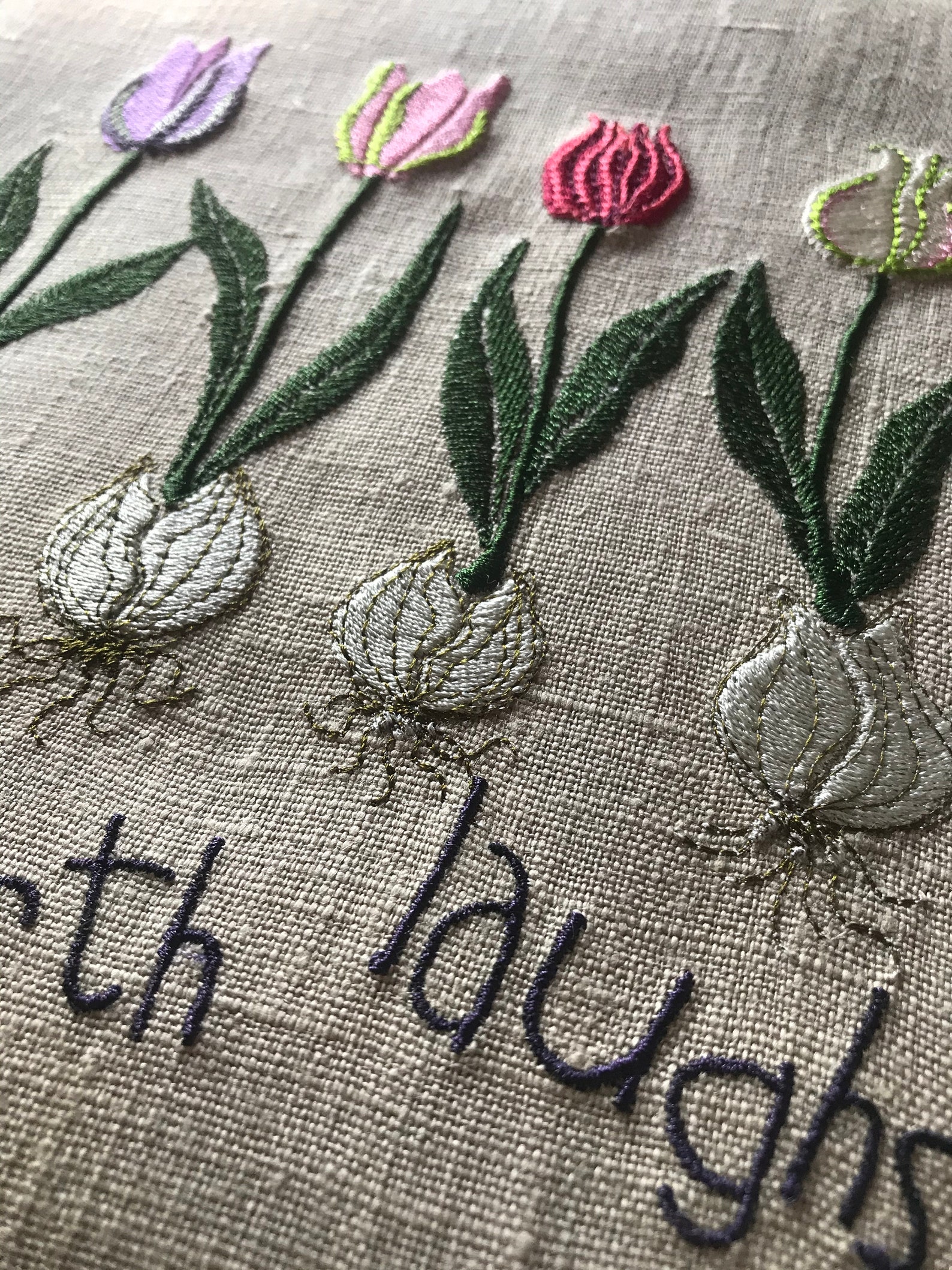 MEDIUM EMBROIDERY TULIPS, Herman the Pot and More Beautiful Motifs for ...
