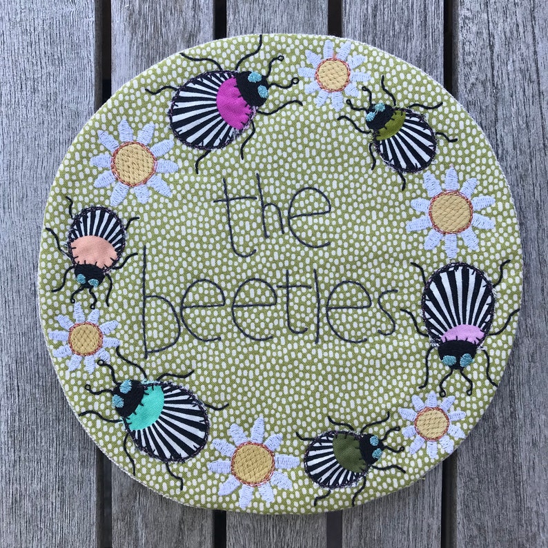 Appliqué BEETLES AND Embroidery DAISIES - Mugrugs and Motifs - 4 ...
