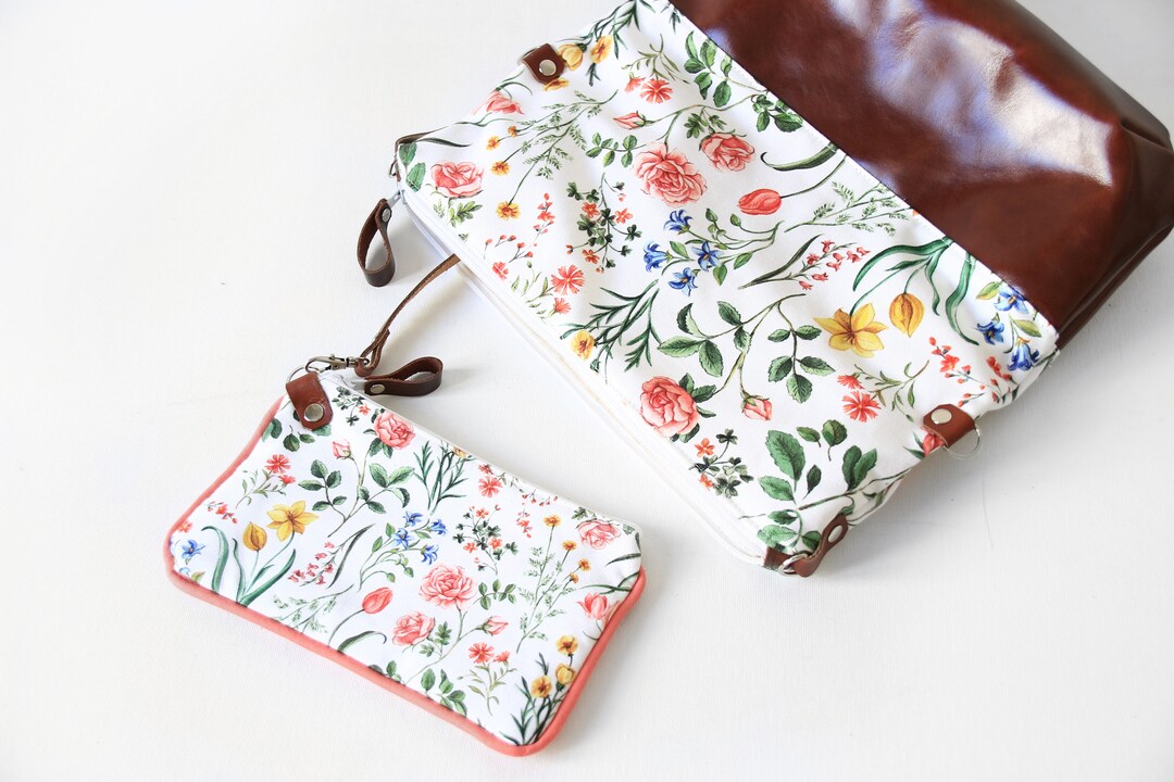 Set: Handbag With Matching Pouch. - Etsy