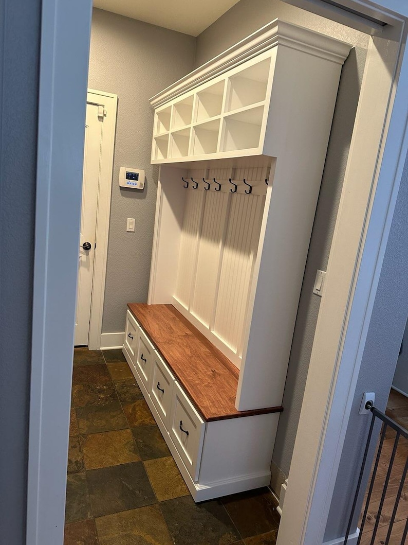 Branson Entryway Bench With Coat Rack: Mudroom Hall Tree Organizer (4 ...