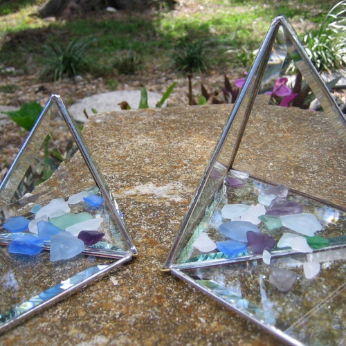 4 Pyramid Glass Box - Etsy