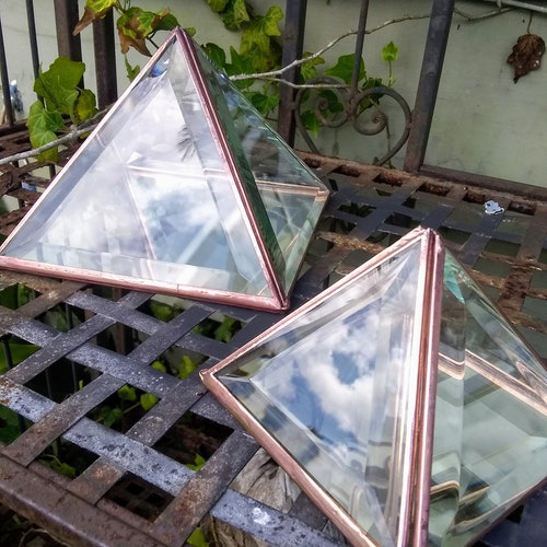 6 Pyramid Glass Box - Etsy
