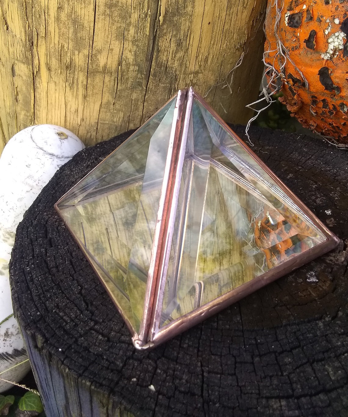 4 Glass Pyramid Charging Box - Etsy
