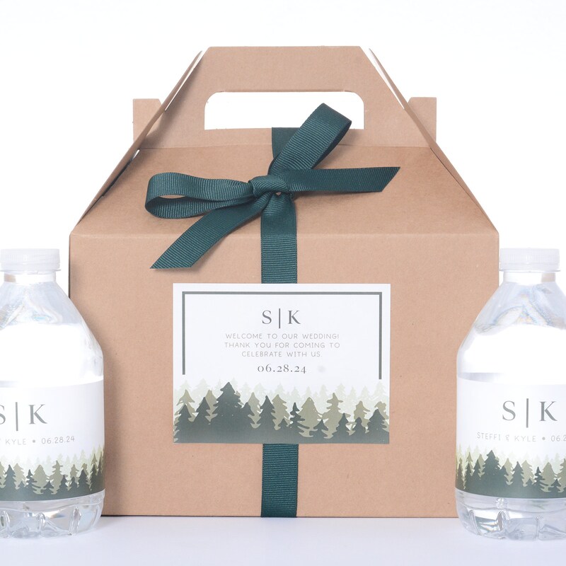 Rustic Wedding Gift - 60+ Gift Ideas for 2024