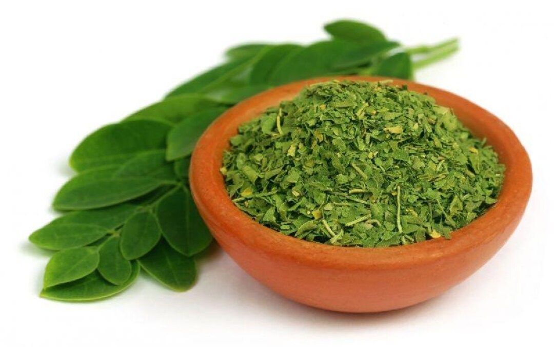 Dehydrated Moringa Leaves | Drumstick Tree Leaf | Natural Herbal Tea ...