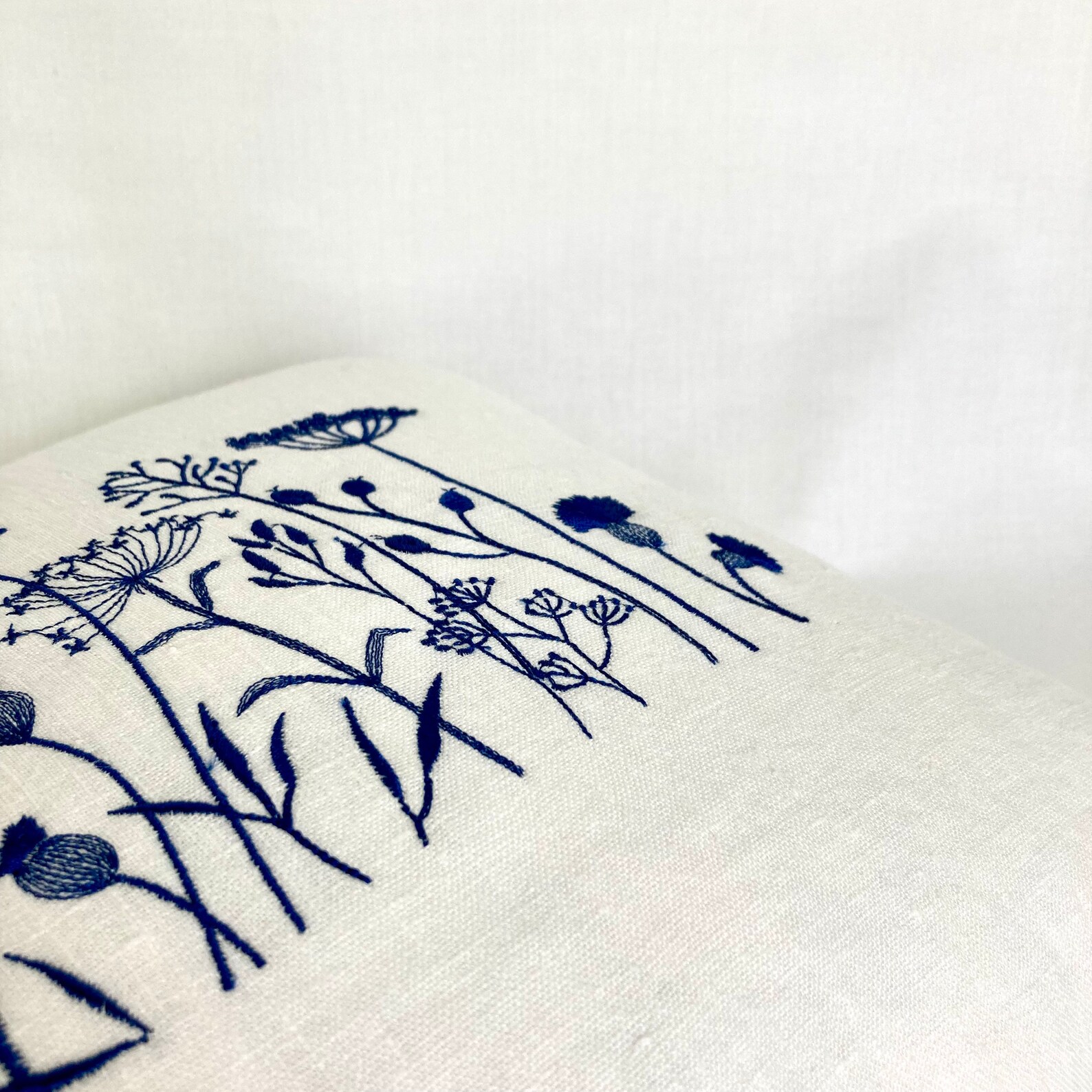 Machine Embroidered Wildflowers on Linen Pillow Cover - Etsy