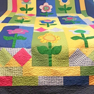 Farmhouse Daisies: Country Flowers Applique Quilt Pattern (PDF) - Etsy