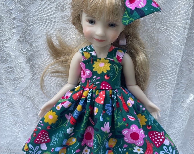 Ruby Red Fashion Friends Doll Clothes Green Fairy Mushrooms Flowers ...