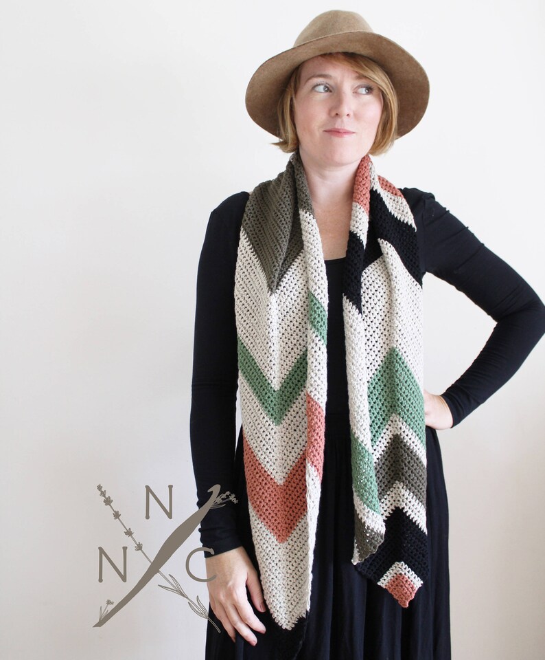 Crochet Pattern: The Narrow Way Scarf one size fall transition | Etsy