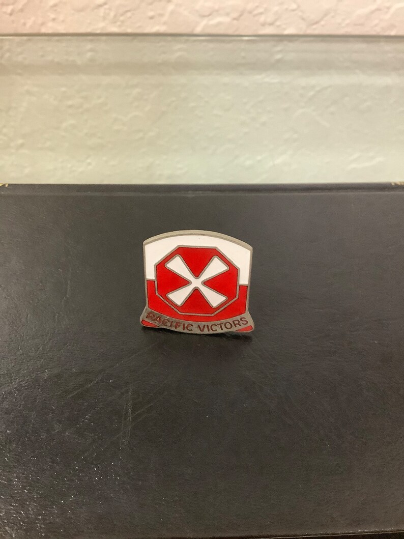 Genuine U.S. Army Crest 8th Army Pacific Victors Pin Red - Etsy