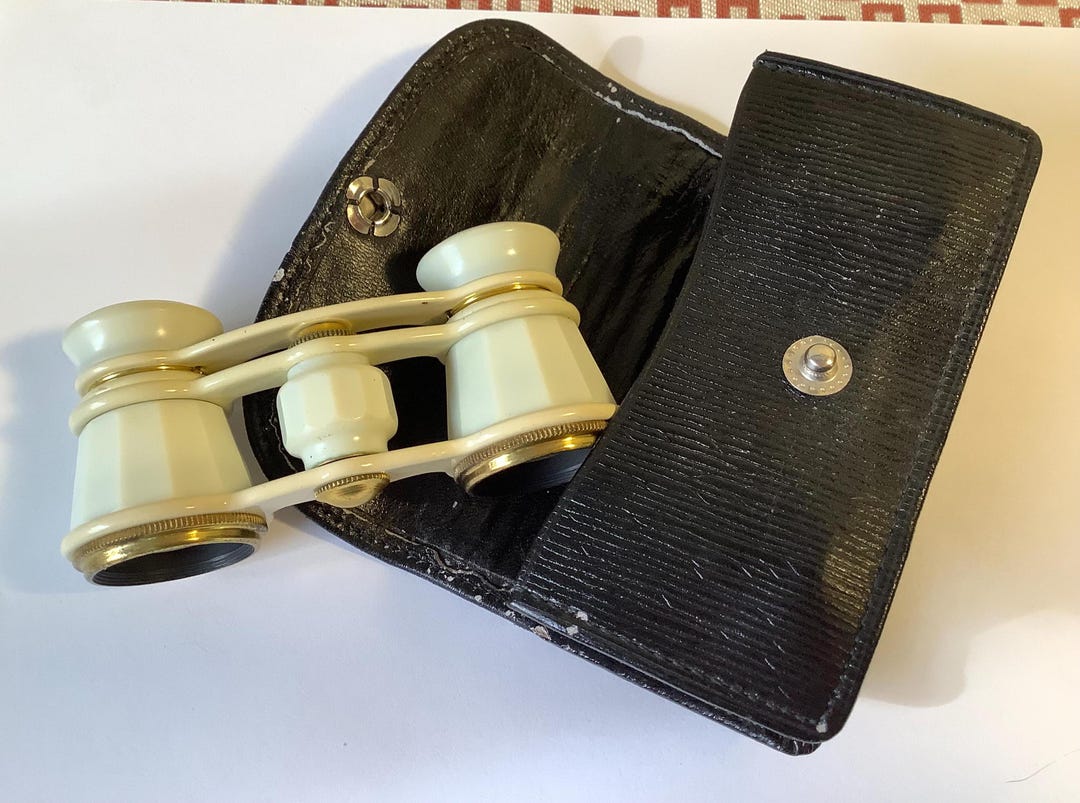 Vintage USSR (CCCP) Opera Binoculars Opera Glasses 2.5 X -65 + Leather ...
