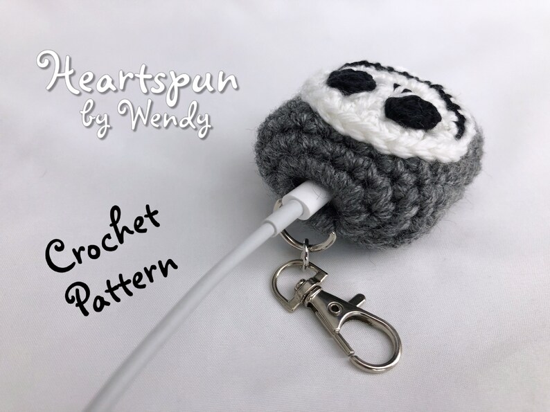 CROCHET PATTERN to Make a Skeleton Apple Airpod Earbud Holder - Etsy