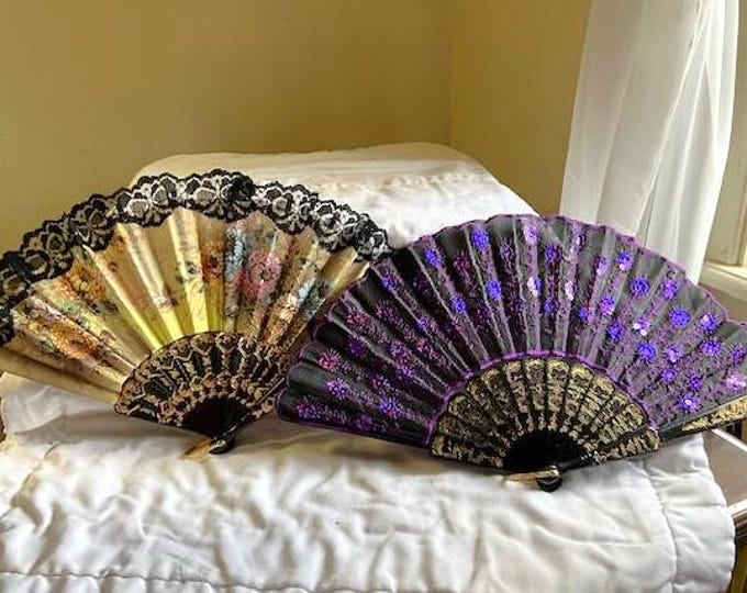 2 Folding Hand Fans -- 9514-COD3 - Etsy