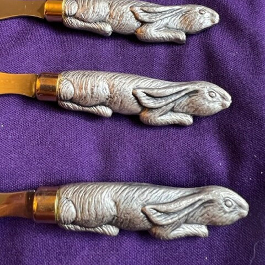 4 Cheese Knives With Rabbits or Grapevine Handles CHOICE 8166-COD3E - Etsy