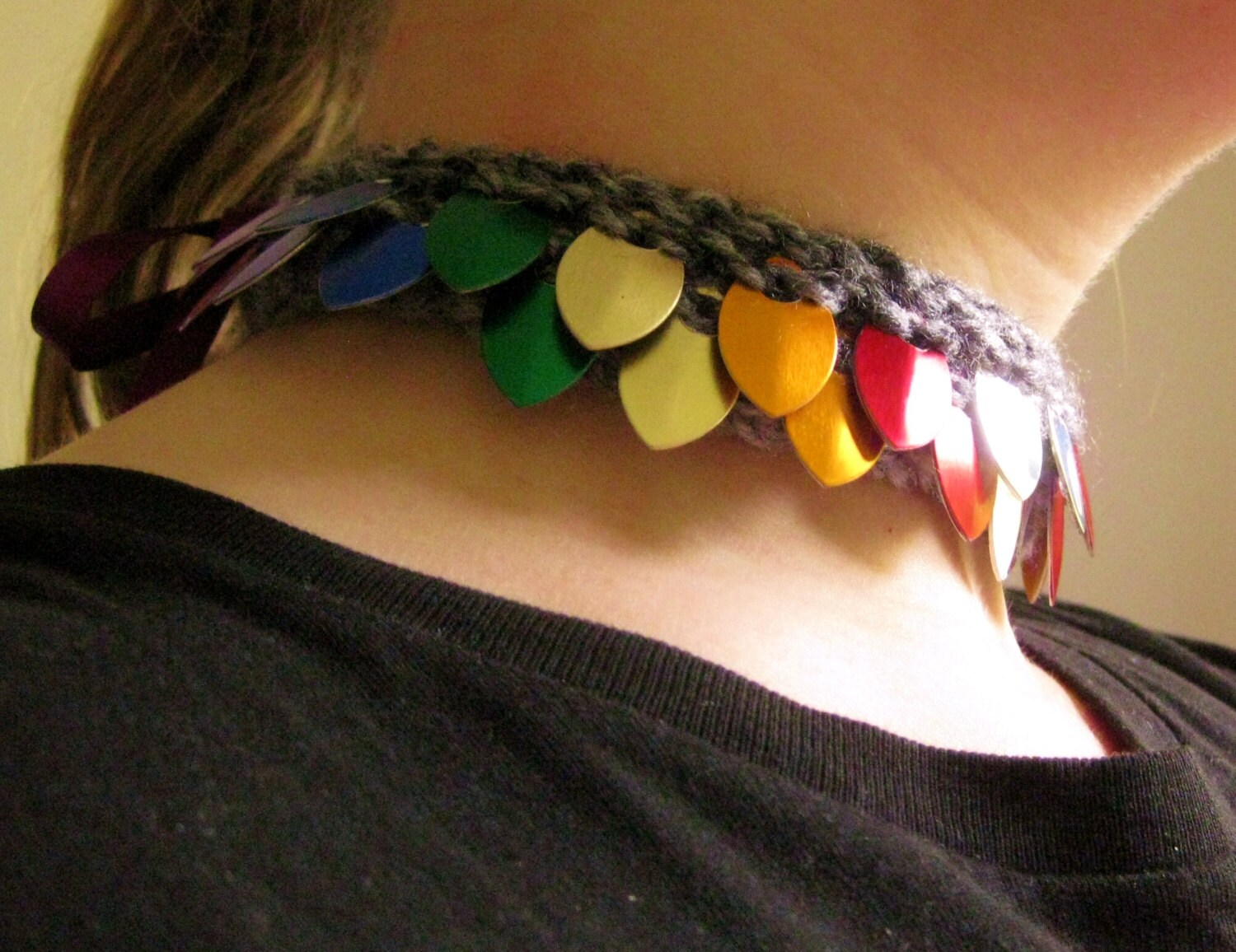 Knit Your Own Scale Mail Choker With Craftymutt's Simple Knitting ...